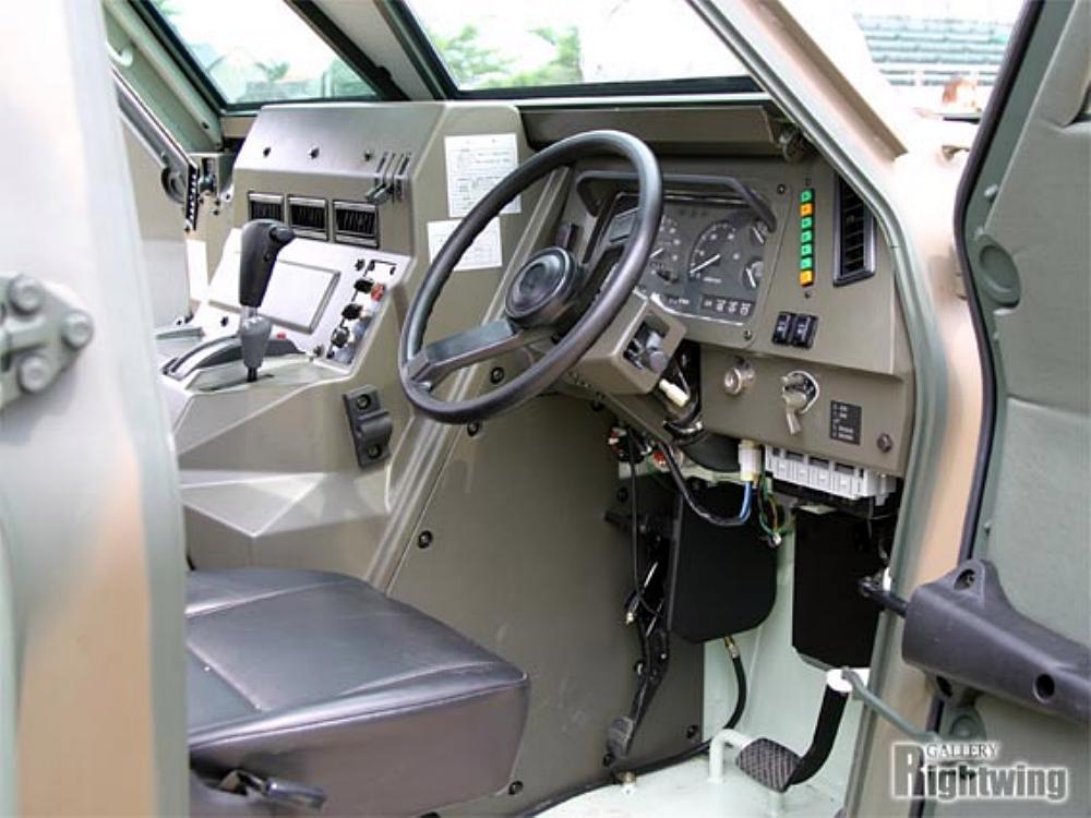 komatsu-lav-15 – jmodels.net