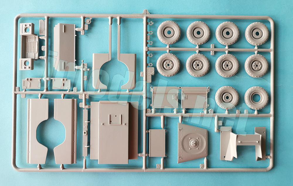 rev-landrover109lwb-1 – jmodels.net