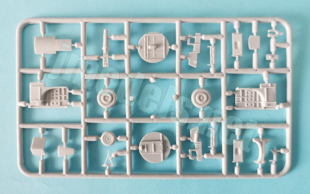 rev-yak25m-5 – jmodels.net