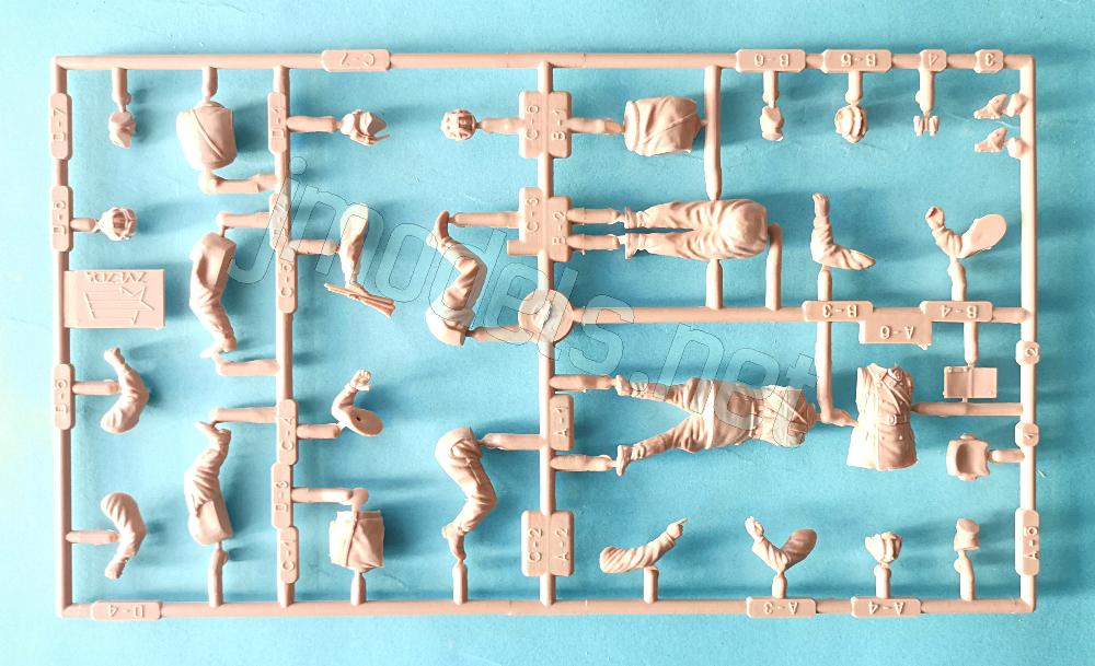 rev-soviet-tank-crewWWII-1 – jmodels.net